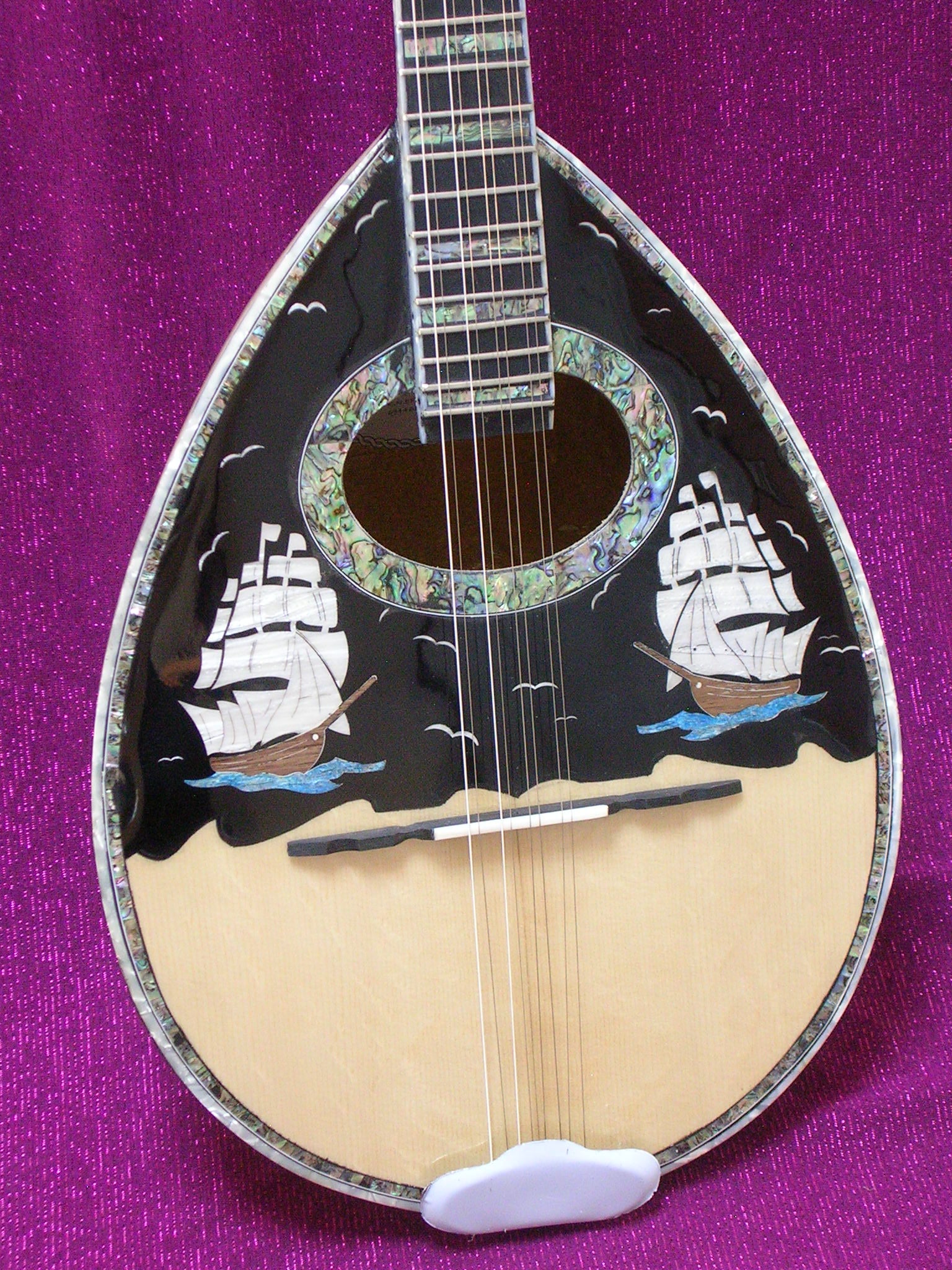 KE12.31.25 IN STOCK – BOUZOUKI WORLD